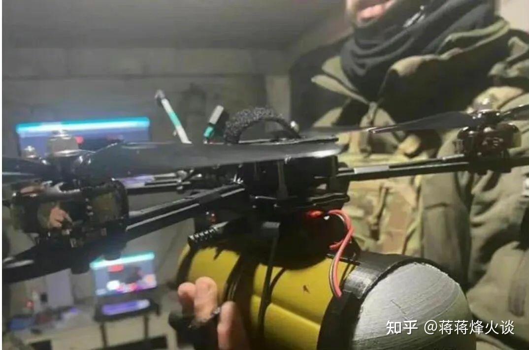 如何评价乌克兰计划华强北采购10万架FPV无人机套件，FPV＋RPG7弹头是不是未来无人机发展方向？ - 知乎