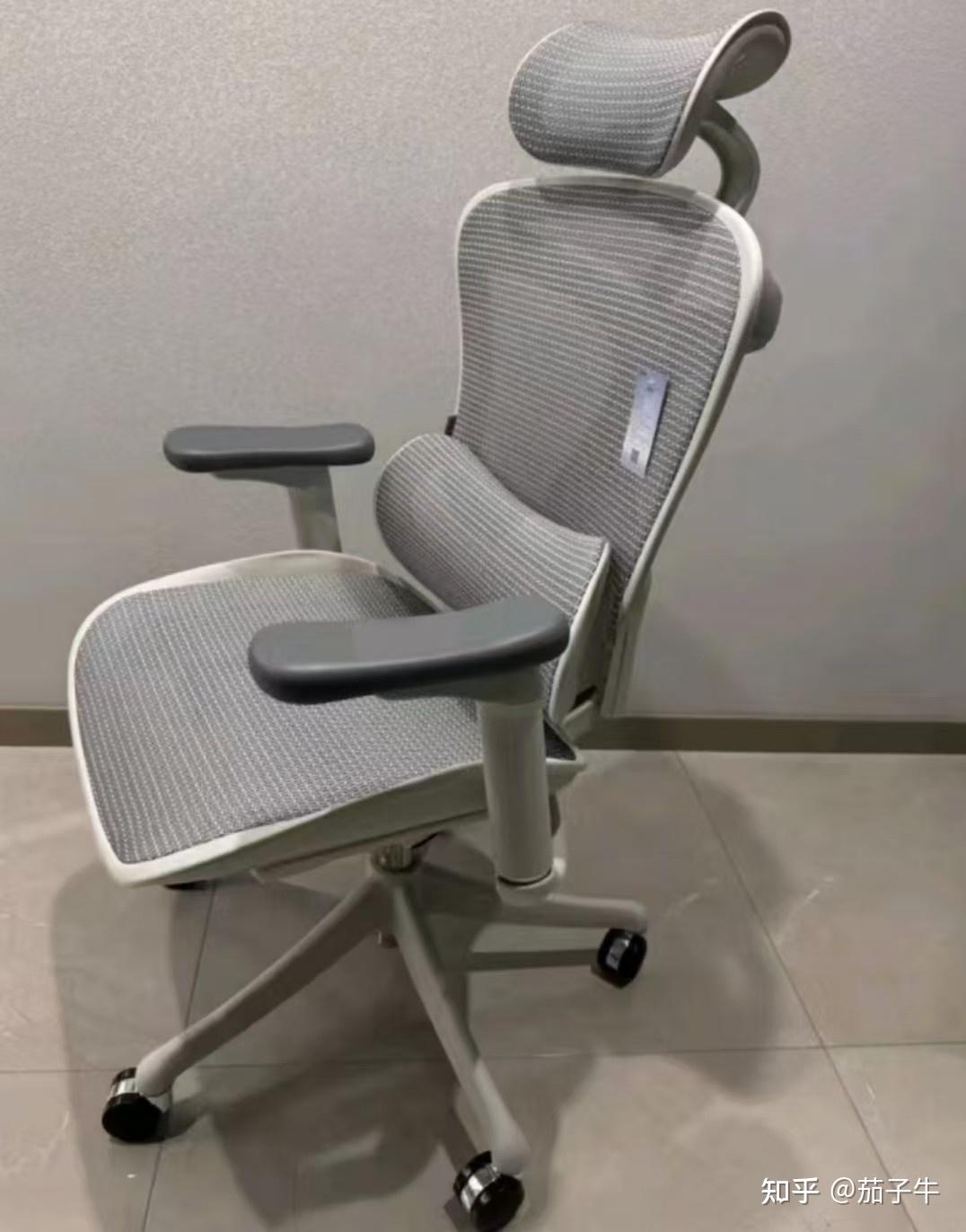 2025有什么高性价比人体工学椅推荐？日均坐8小时选什么样的椅子才能护腰？1000~2000元价位，黑白调、永艺、西昊谁更值得买？ - 知乎