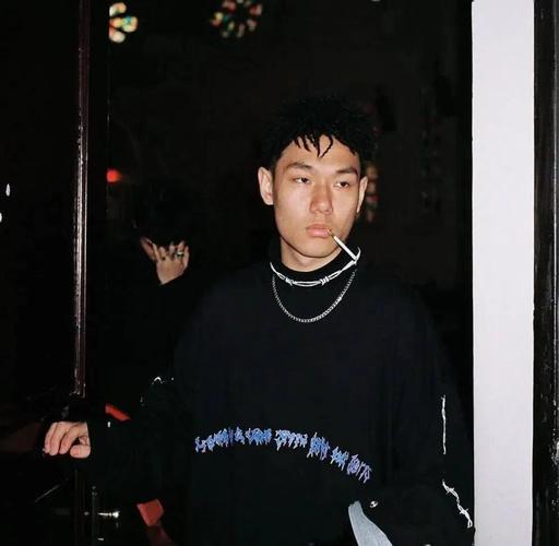 即将在泰国演出的这位Rapper遭遇死亡威胁？Mac Ova Seas竟然也卷入此事！ - 知乎