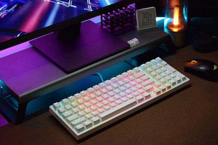 游戏外设党福音，钛度K850彩戏师，全键热插拔的百元机械键盘 - 知乎