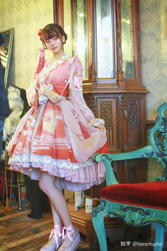 COS：陆卿卿kyokyo cosplay美图 cos写真图片合集 - 知乎