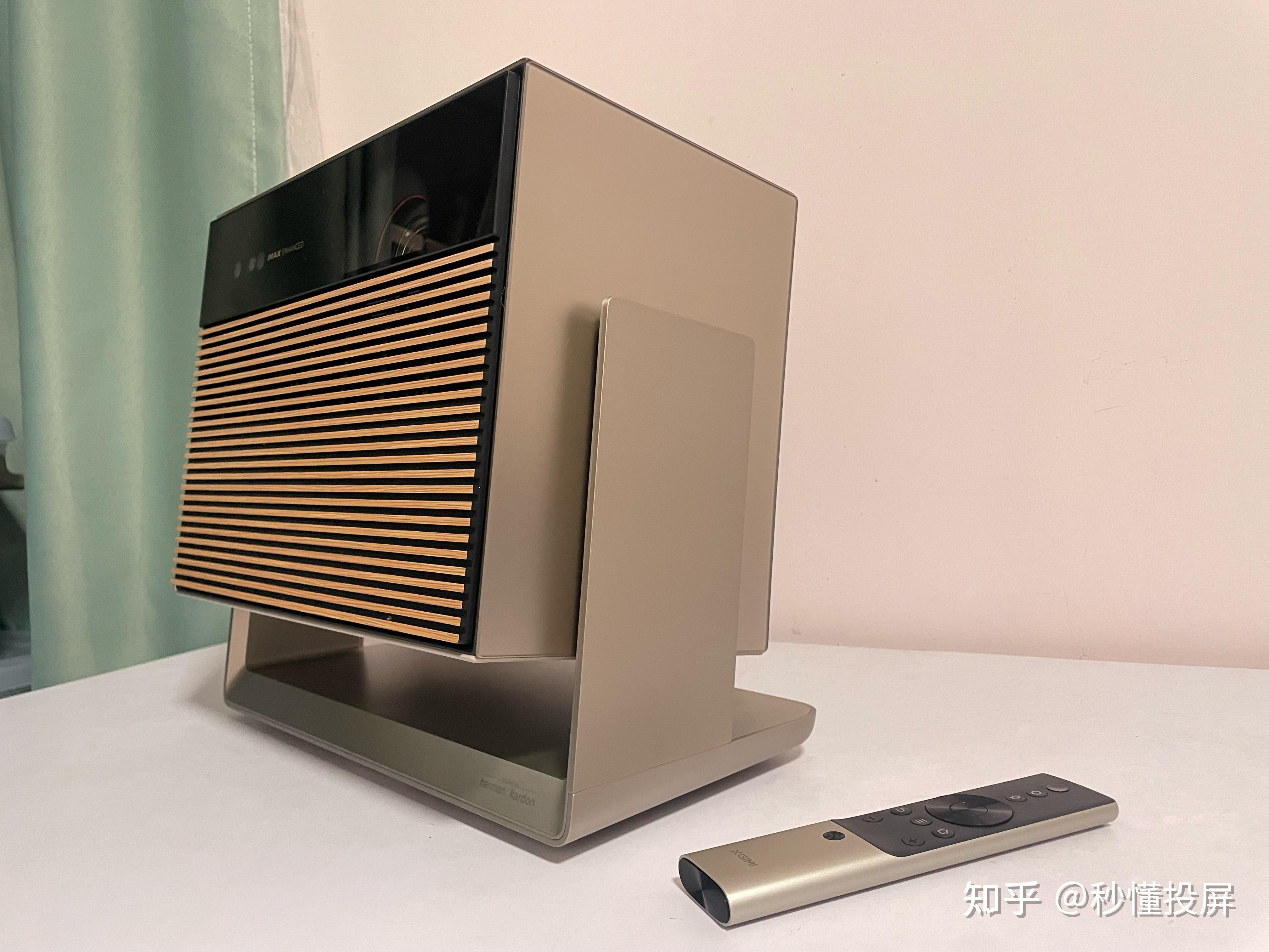 【深度评测】极米RS 10 Ultra大师版，更舒适耐看的高端投影，25年极米投影推荐，一文看懂 - 知乎