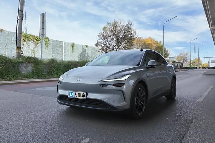 乐道L60：15万的纯电SUV，还能换电！ - 知乎