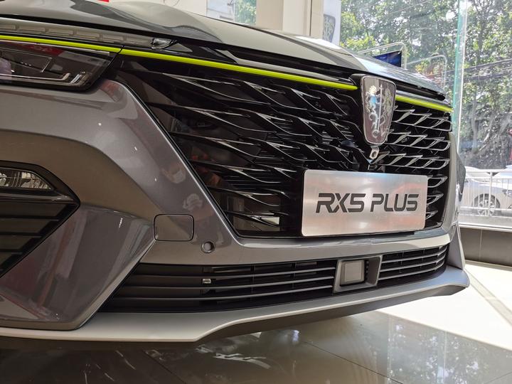 更年轻，更强大！体验荣威RX5 PLUS - 知乎