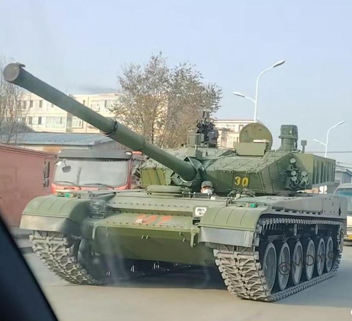 重启99A坦克生产线，解放军重装再出发！俄乌冲突带来新启示 - 知乎