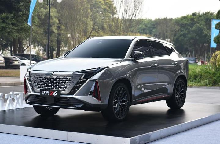 配爱信8AT，欧尚Z6 2.0T上市，尝鲜价12.09万元起 - 知乎