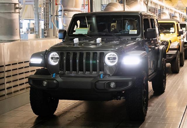 吉普牧马人4xe混合动力比我们想象的还要强大，最大375马力 - 知乎