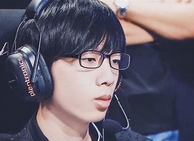 “冷面皇帝”SMLZ—LPL的悲情传奇 - 知乎