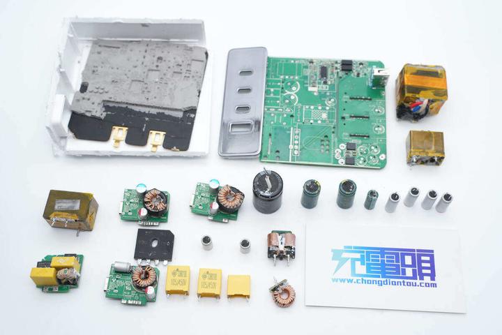 拆解报告：BULL公牛240W 3C1A氮化镓桌面充电器GNV-A12404 - 知乎