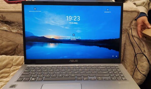 华硕VivoBook 15（华硕vivobook15）怎么样？使用15天后优缺点评测 - 知乎
