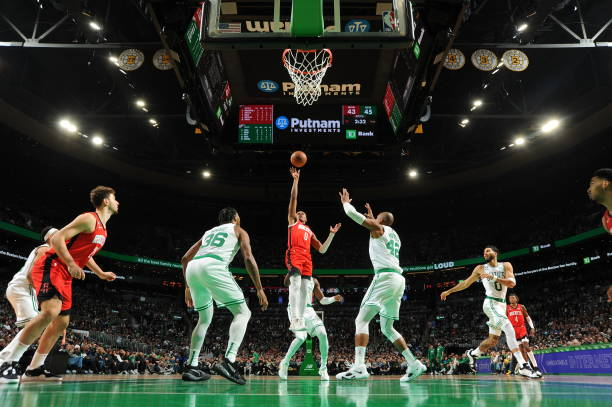 拿下10+5+3，火箭终于找到了靠谱的替补控卫？ - 知乎