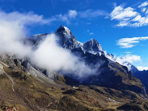 LoadLibraryA()(加载指定动态链接库，返回DLL模块句柄) - 知乎