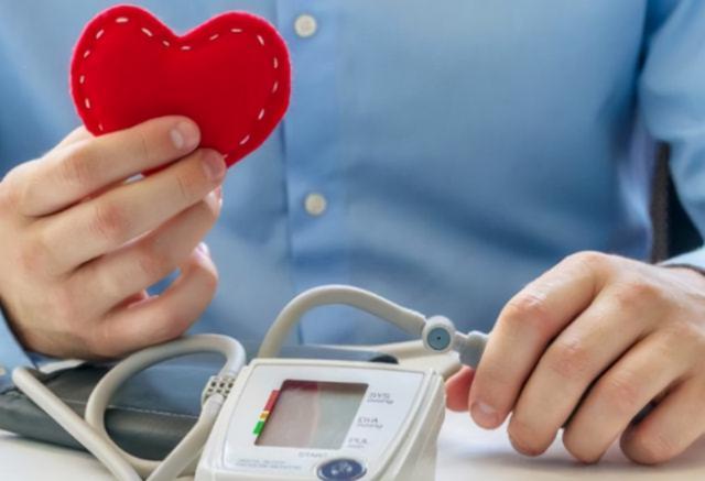 高血压诊断标准为什么变了？在家自测血压需要注意什么？ - 知乎