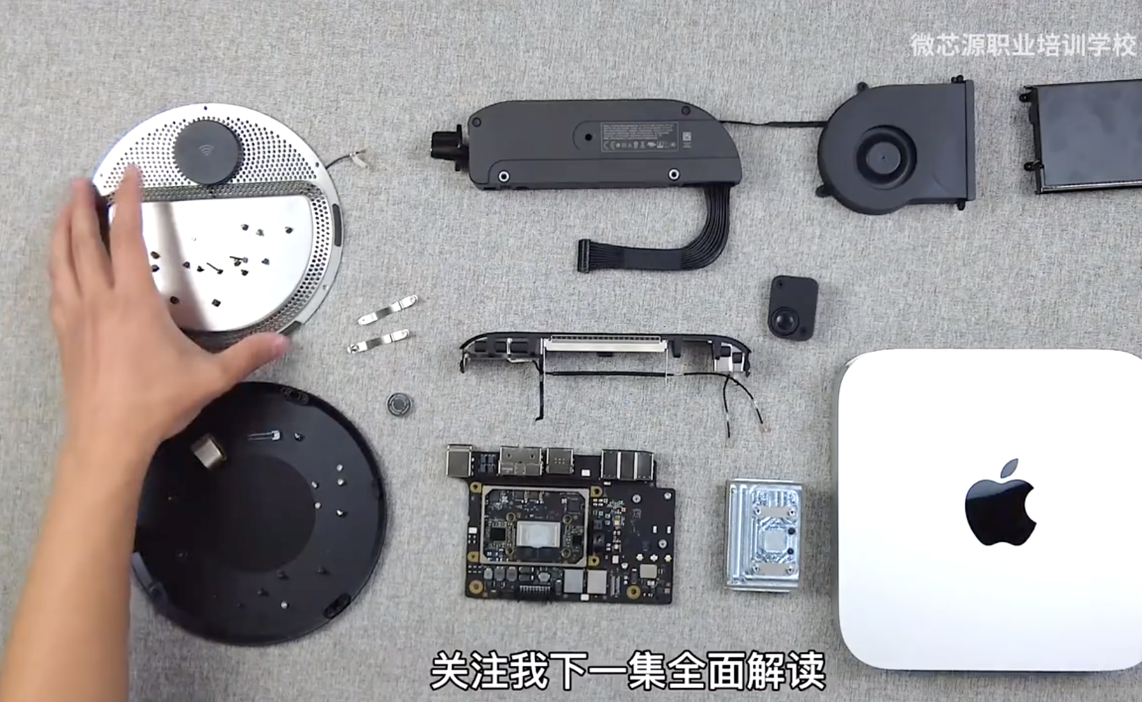 「mac mini拆解」据说它的M1芯片，强悍到没有朋友 - 知乎