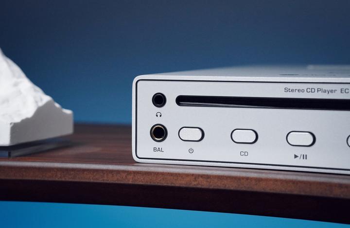 高品质情怀机？—— 山灵便携CD机：EC Mini - 知乎