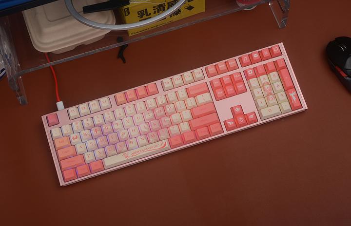 还是全尺寸用着爽，睿匠R108天使版机械键盘 - 知乎