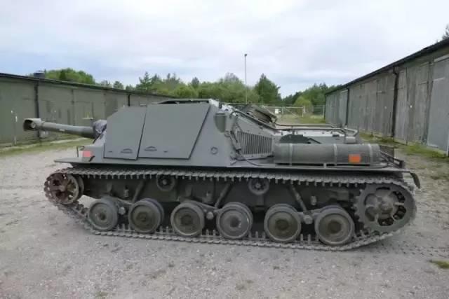 纯正的突击炮血统，瑞典Ikv-103突击炮，山地战的好手 - 知乎