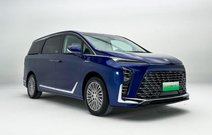 GL8插混来了，红旗HQ9标配双电机，这几款MPV更适合长假出行 - 知乎