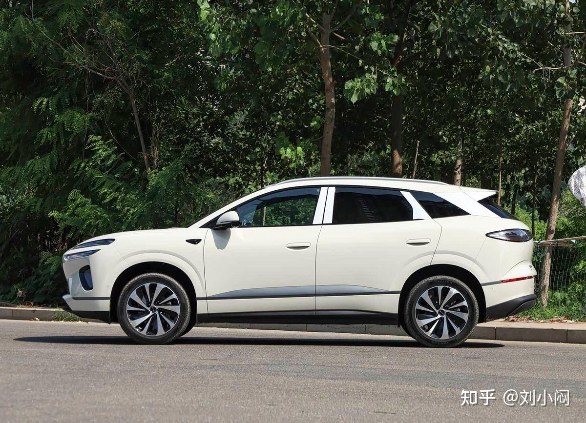 13.98万起，比亚迪海狮06 EV、DM-i上市！大灯双层设计，配云辇-C - 知乎