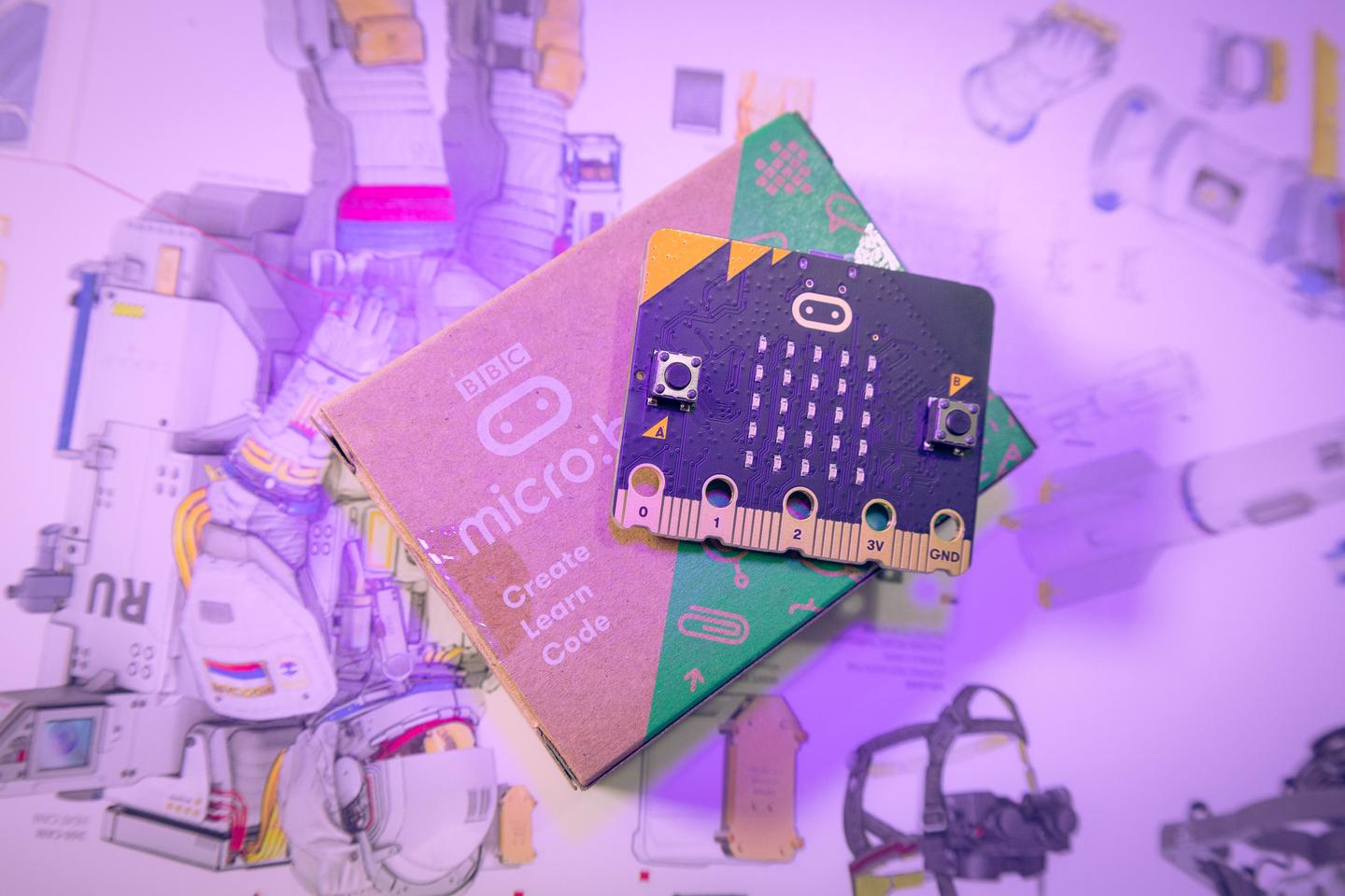 什么是 micro:bit？如何入门 micro:bit？ - 知乎