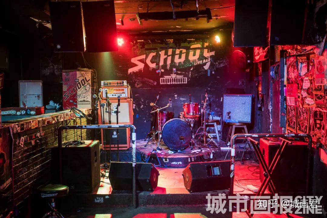 摇滚圈无人不知的“School”，究竟凭什么吸引刺猬、盘尼西林等乐队？ - 知乎