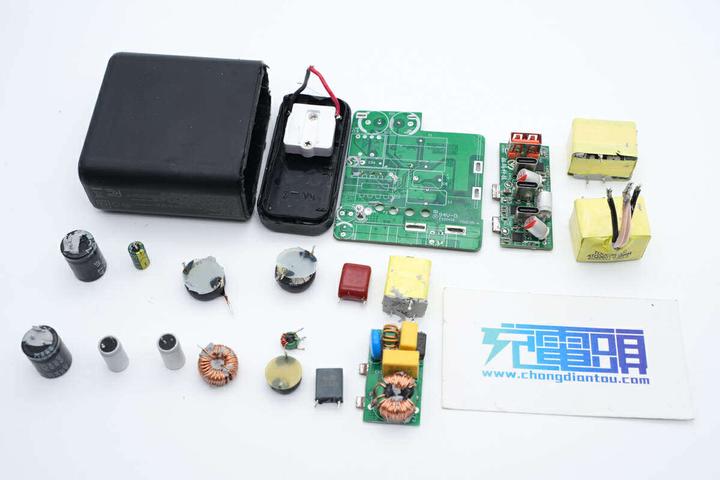 拆解报告：TOMAX拓玛140W 3C1A氮化镓充电器TOUC35 - 知乎