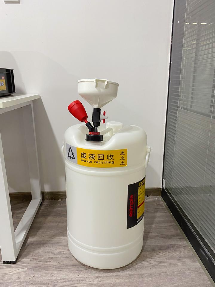 滤启科技4simple化学实验室倾倒式安全漏斗 大容量废液收集桶 双口桶 - 知乎