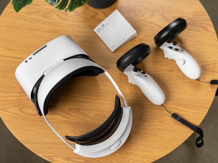 奇遇MIX VR一体机 ｜新学期最潮玩具推荐 - 知乎