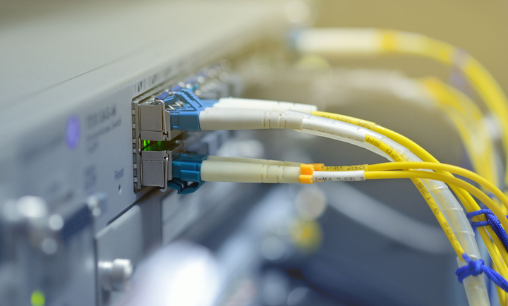 【ELAPLUS】光模块热管理难题升级？看TCMP 3100如何“芯”级散热！ - 知乎