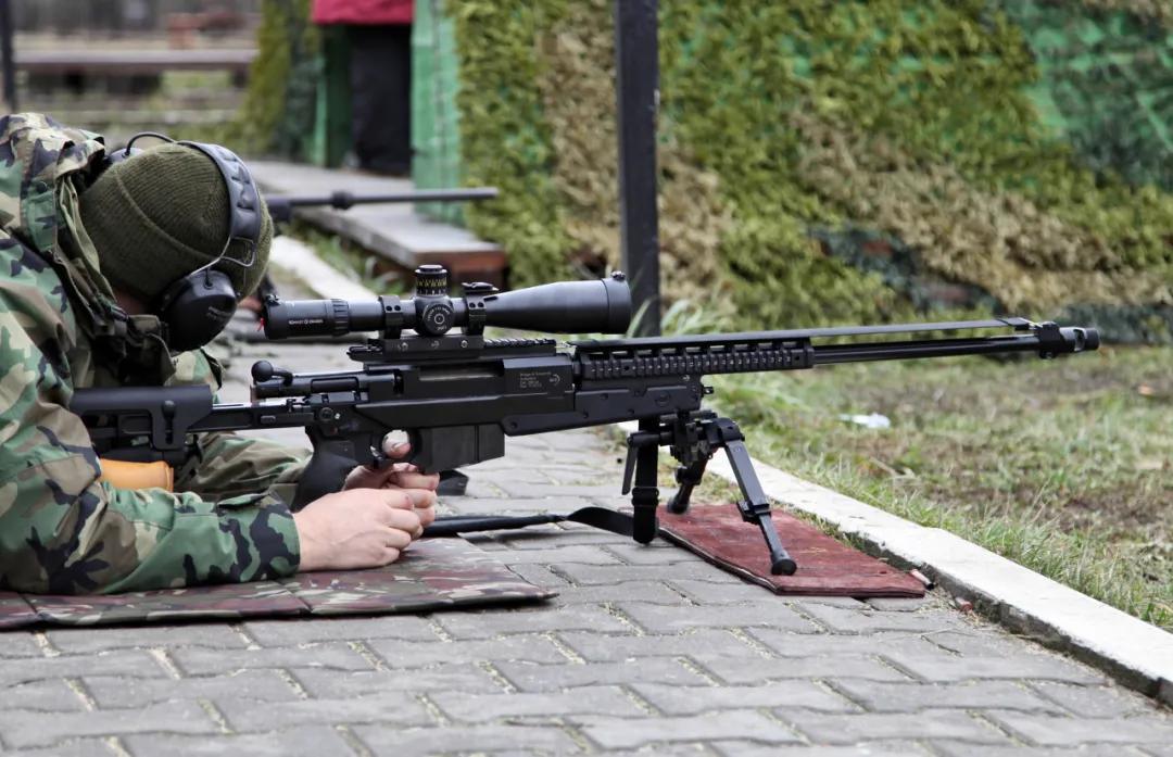 世界顶级狙击枪现身中国狙击大赛，和我们8.6毫米高精狙哪个好？ - 知乎