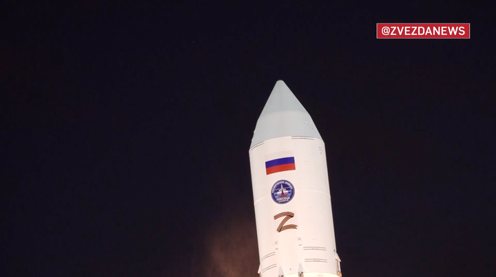 联盟2.1b高配版发射大型军用遥感卫星 - 知乎