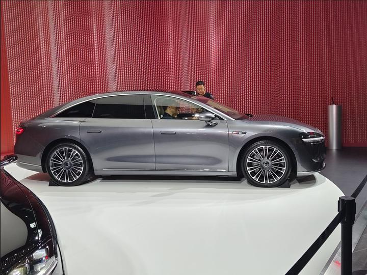 享界S9交出成绩单，24小时大定2500台，能打多少分？ - 知乎