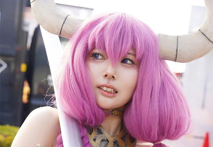 日本C103漫展有多开放？R18本子到处都是，比福利姬还要疯狂 - 知乎