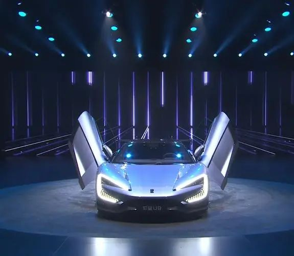 售价168万，搭载易四方+云辇-X技术 仰望U9 超跑8月开始交付 - 知乎