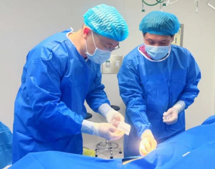 本院首例丨膝骨性关节炎治疗新突破，nSTRIDE患者新“”膝”望 - 知乎