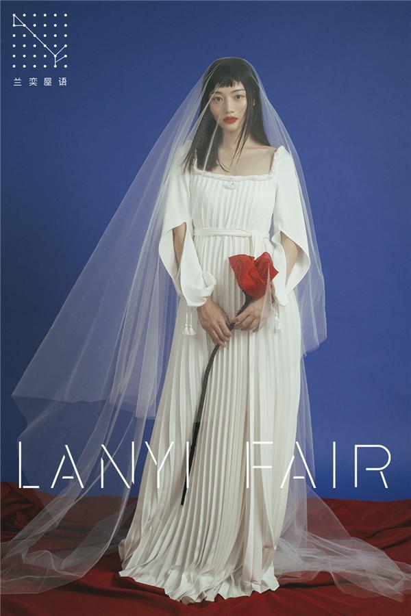 “婉婉”，兰奕屋语LANYI FAIR裙装礼服设计 - 知乎