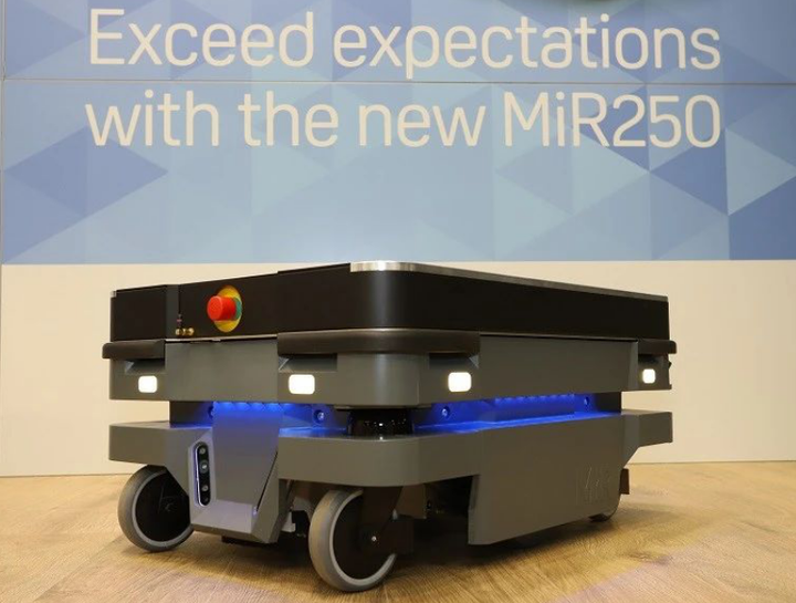 推动内部物流改革，MiR250自主移动机器人获创新高效智慧产品奖 - 知乎