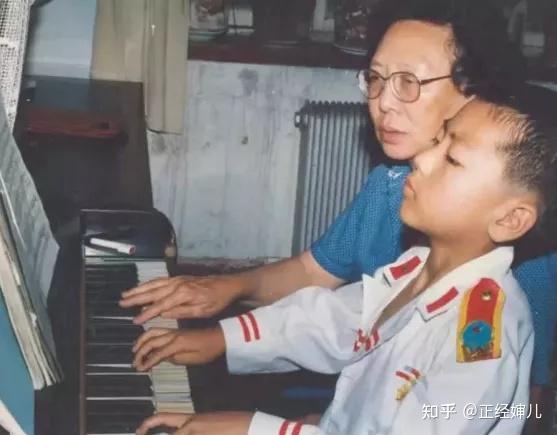 狭路相逢20年，李云迪向左，郎朗向右 - 知乎