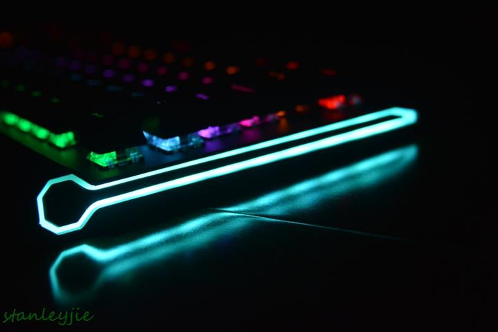 粗中有细，实用为上——达尔优ek812升级版机械键盘评测 - 知乎