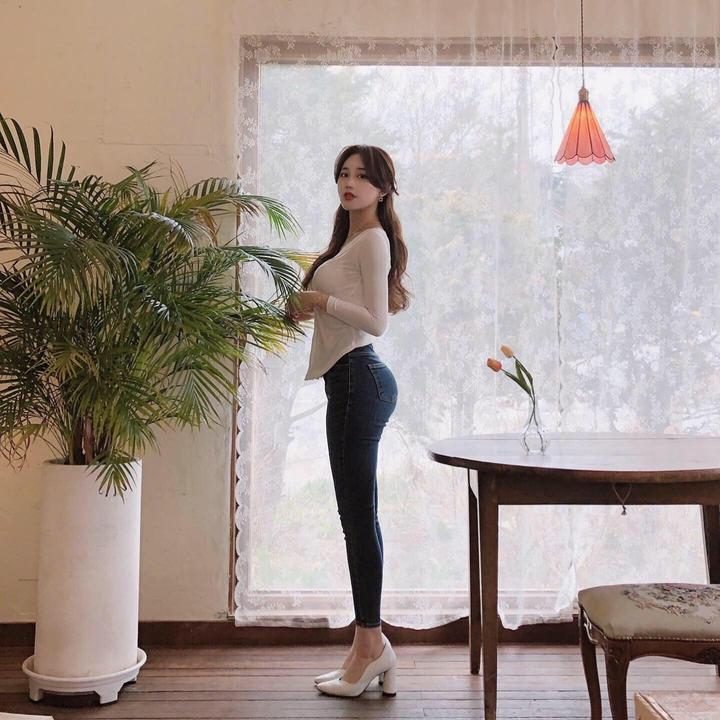 第517期 健身女神chaae.rin黄金腰臀比让人羡慕 - 知乎