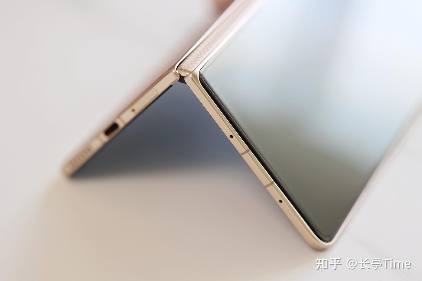 轻薄极致，一步不退，地表最强折叠屏手机——荣耀Magic V5真机测评及使用体验 - 知乎