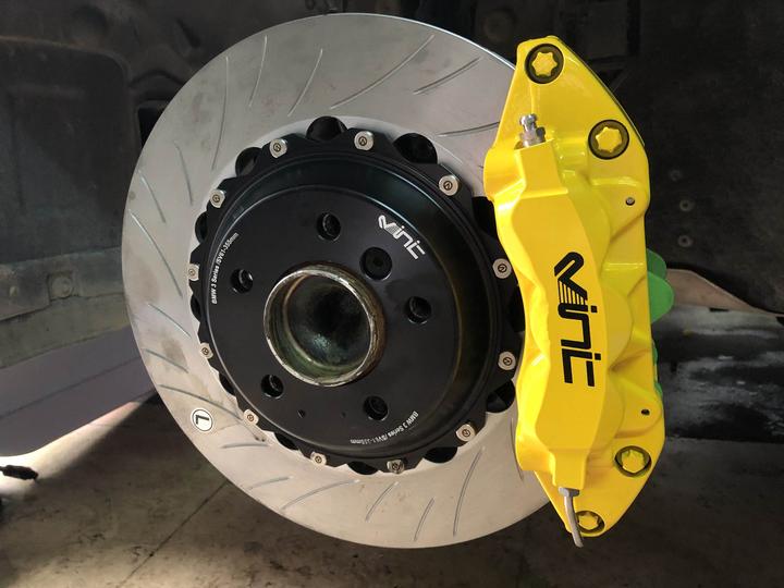 宝马三系 刹车升级 VINIC V61街道版刹车套装 - 知乎