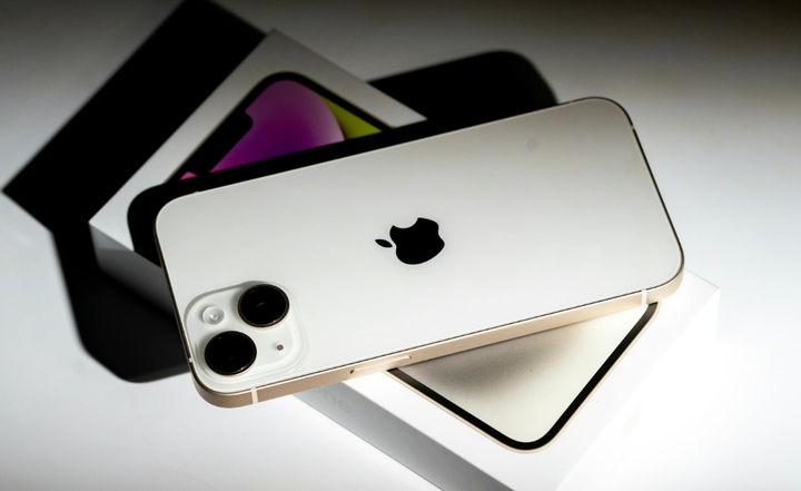 iPhone 13大跳水，标准版降了2100元，全网通5G+IP68，等到了 - 知乎