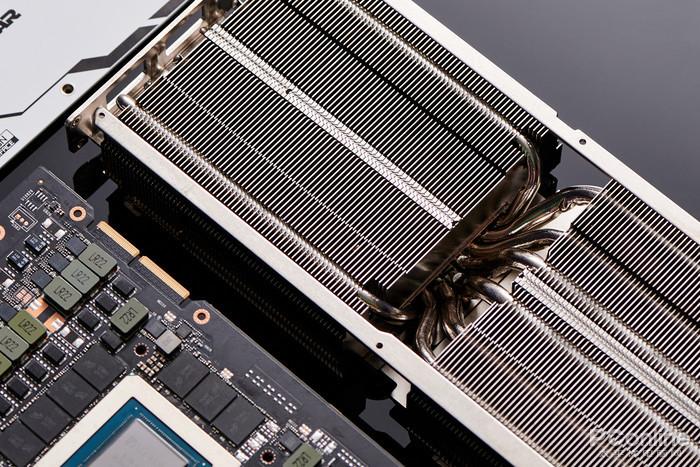 迟来的30系列新皇，NVIDIA RTX 3090 Ti首发评测 - 知乎