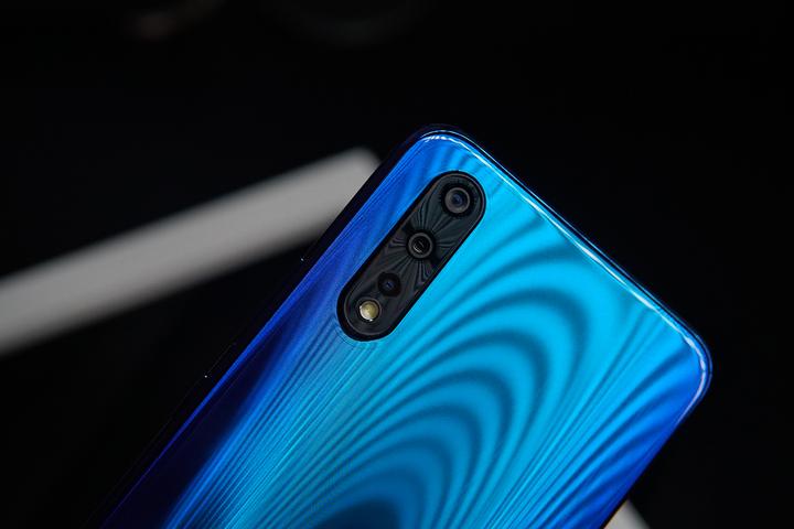 升级高通骁龙 855 Plus，iQOO Neo 855竞速版更全面了 - 知乎