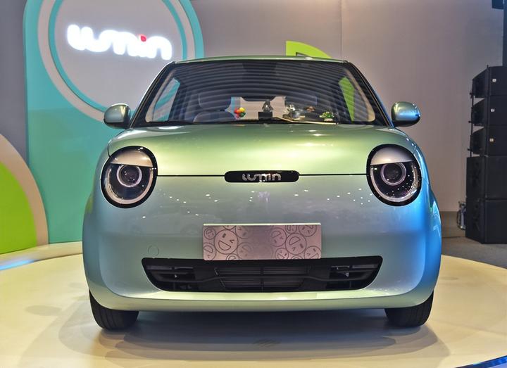 宏光MINI EV又一对手：长安LUMIN发布，配备10.25英寸中控屏 - 知乎