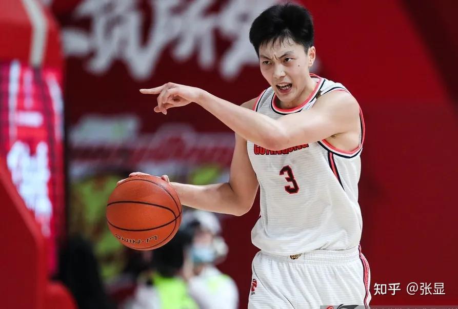 CBA球星之阳光少年胡明轩——跨越大半个中国的追梦之路 - 知乎