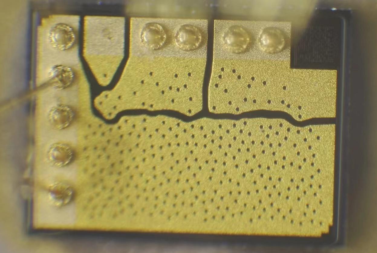 手机屏幕中的Face ID 面部识别技术是如何实现的？为什么有时候识别不准？ - 知乎