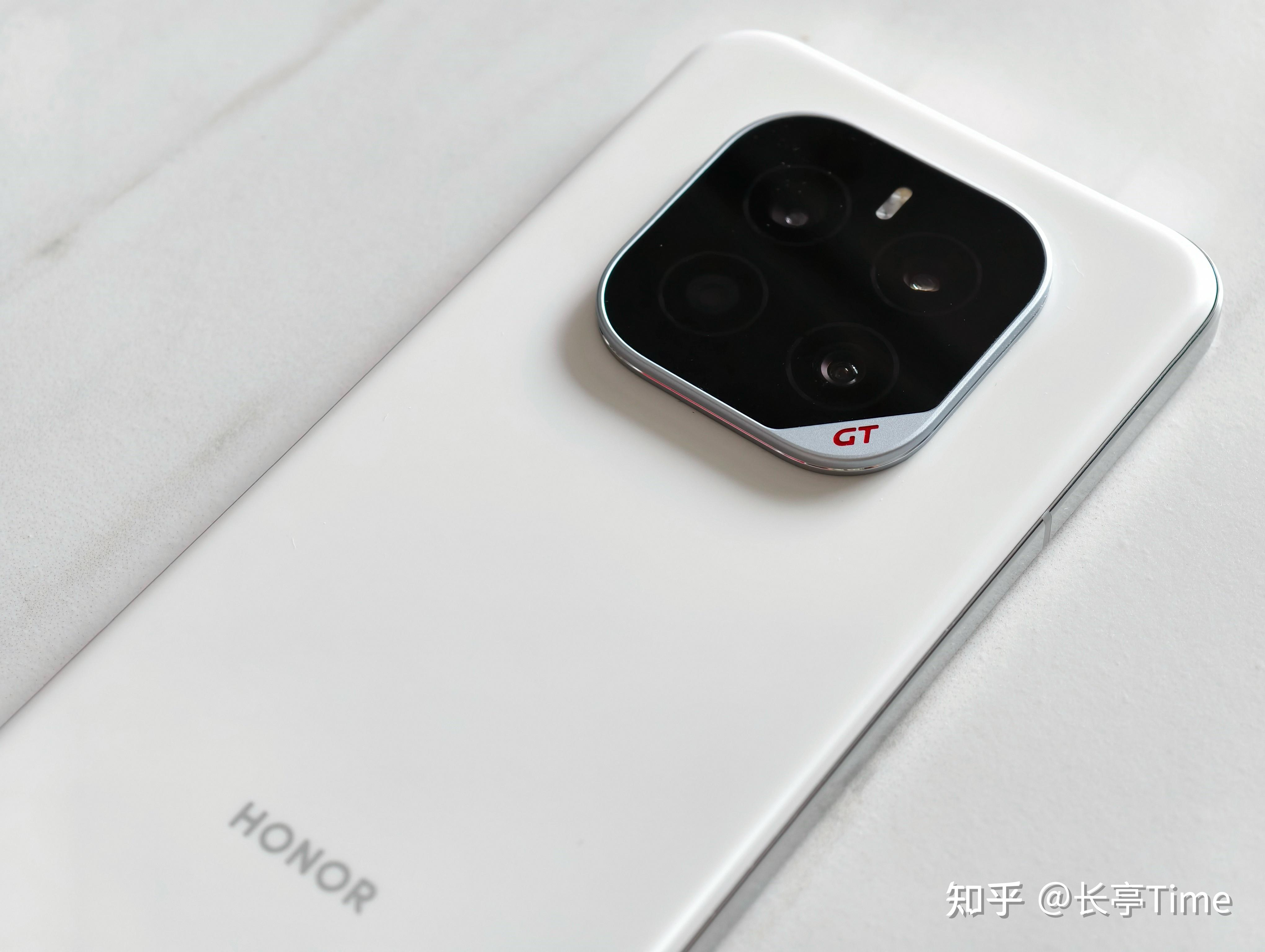 如何看待荣耀 GT Pro 价格 3699 元起？对友商会有什么影响？ - 知乎