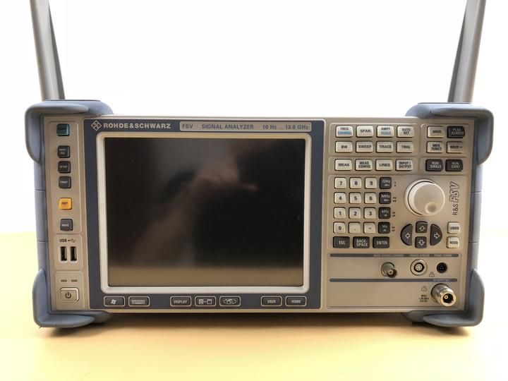 罗德与施瓦茨FSV13频谱分析仪说明书 - 知乎